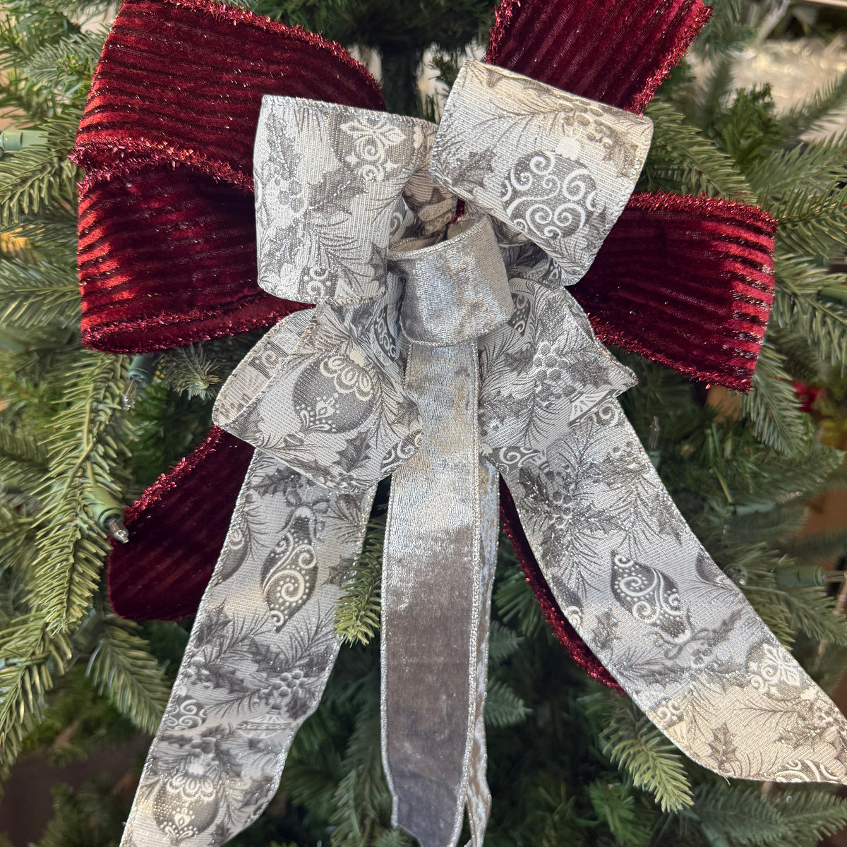 17" Christmas Elegance Bow – Magnolias Home Decor and Design